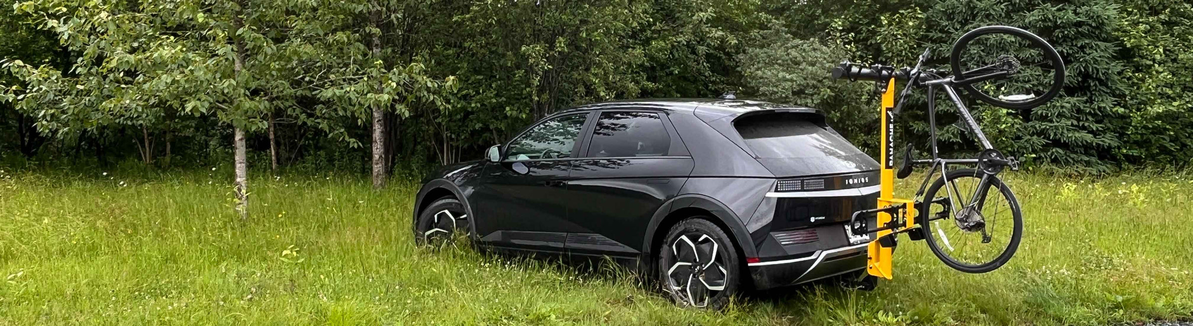 T4 vertical bike rack for 2 inch hitch | Panache Rack